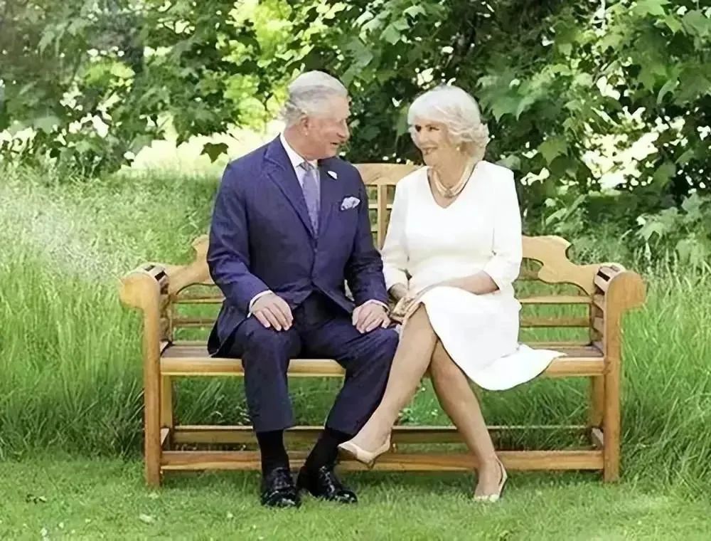 Exploring the Real Diana: Femininity Beyond the Pure White Lotus - iMedia