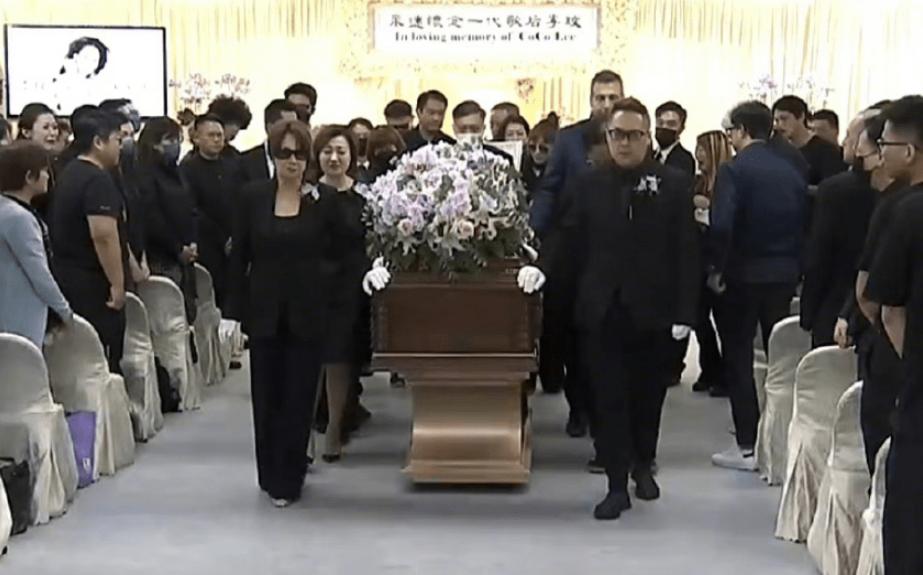 Coco Lee's death memorial service: Jenny Yao Qian served as a spirit ...