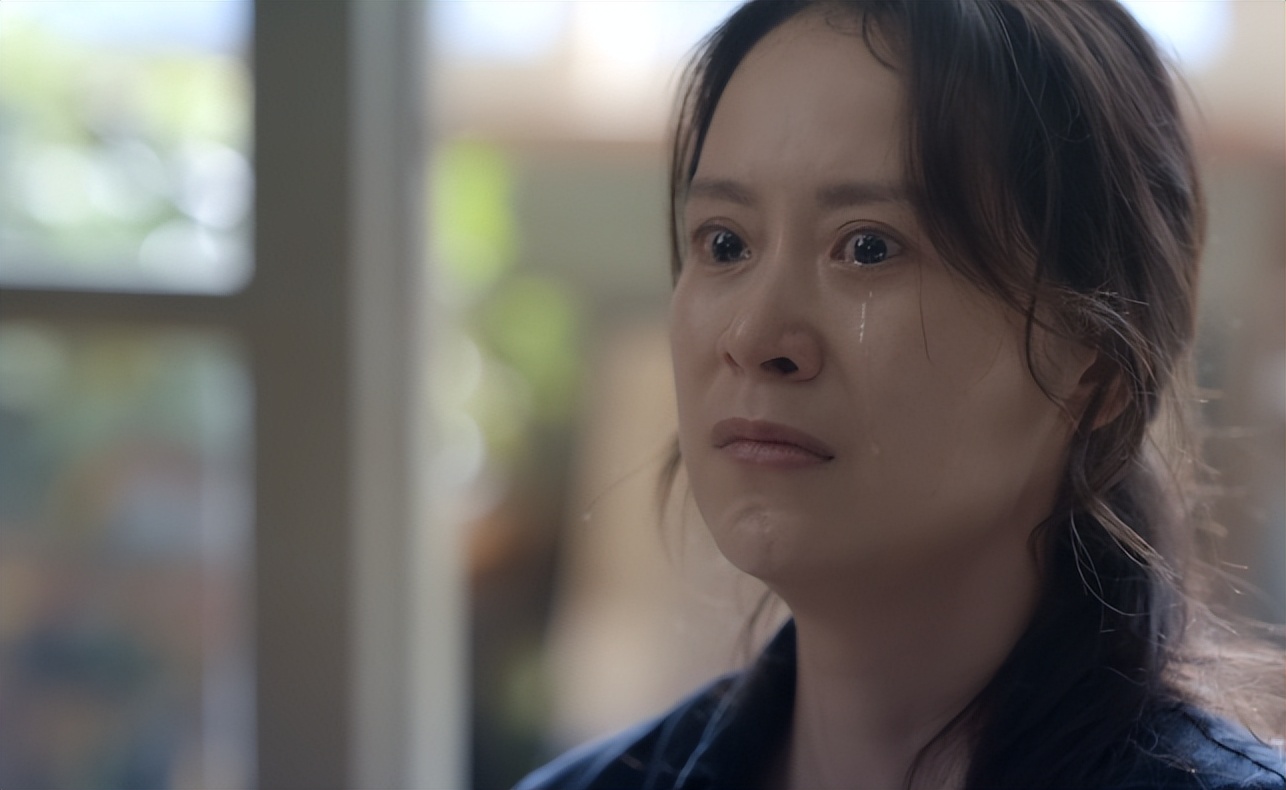 It's also a food scene. When I put Haiqing, Liu Tao, and Yang Ying ...