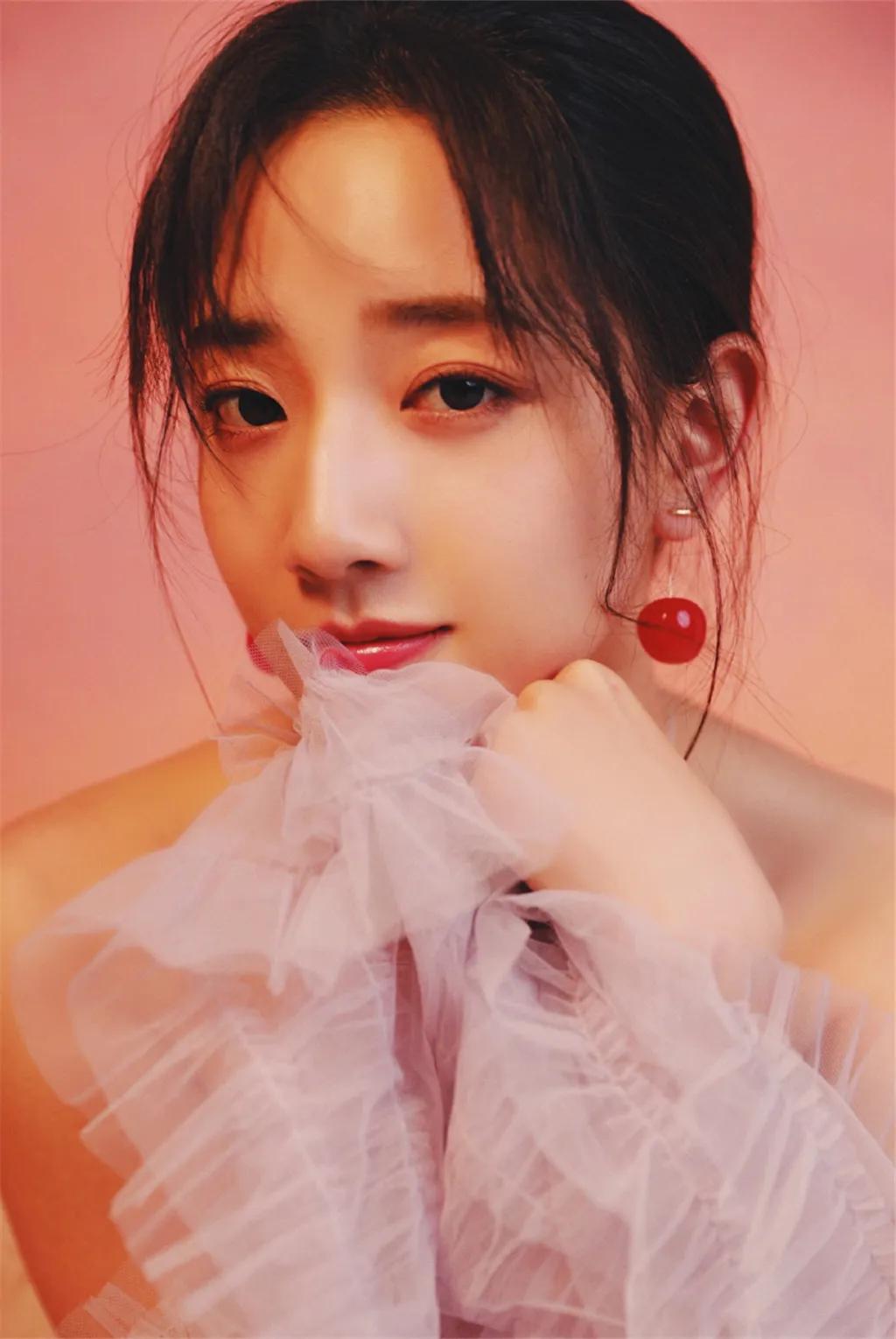 Ma Mengwei's beautiful pictures - iNEWS