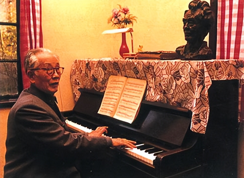 8. The unyielding He Luting, a famous red musician during the Cultural ...