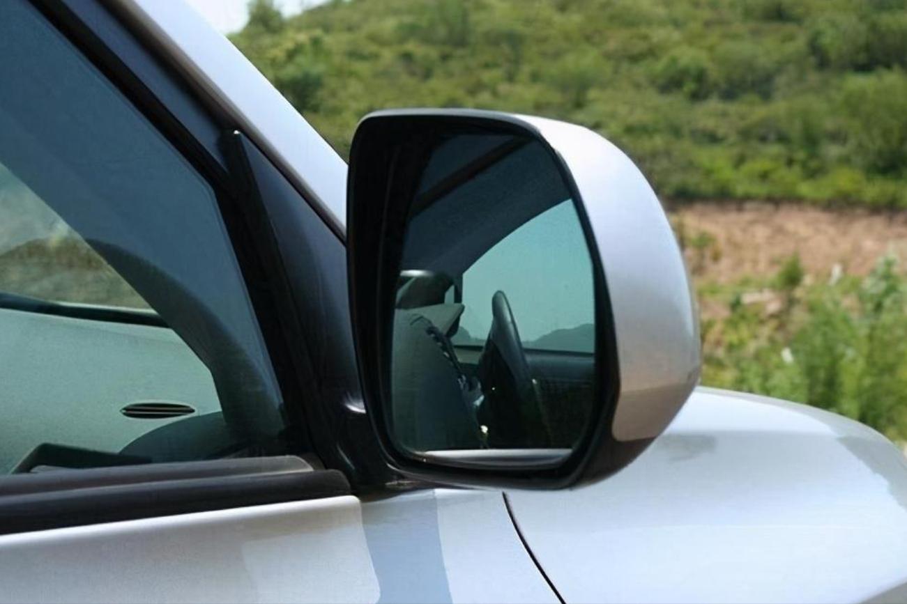 Cars spend 16,000 yuan to install electronic rearview mirrors, is it ...