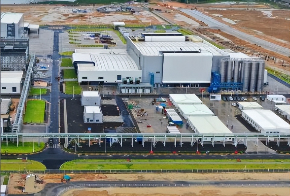 Missing core?Out of battery?BASF will not let cars run out of plastic ...