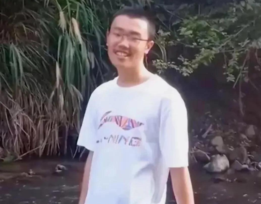 Hu Xinyu's mother posted a message, on the way to find your truth, will ...