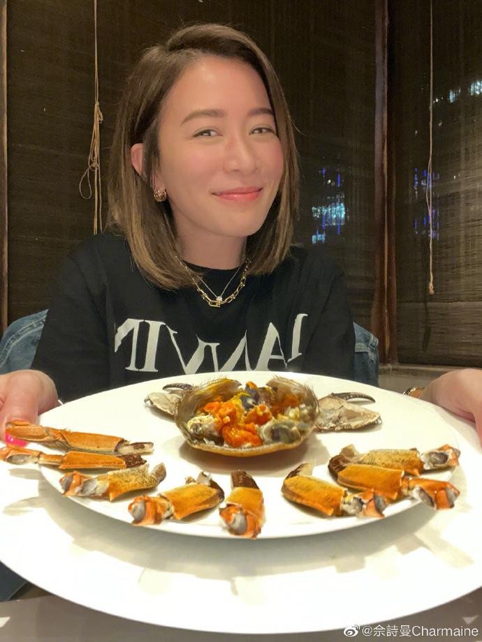 Charmaine Sheh posts friends party photos!Face-to-face shooting without ...