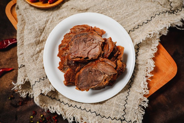 The origin of sauce beef - iNEWS