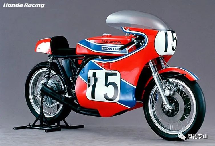 The most detailed history of the evolution of the Honda HRC tricolor ...