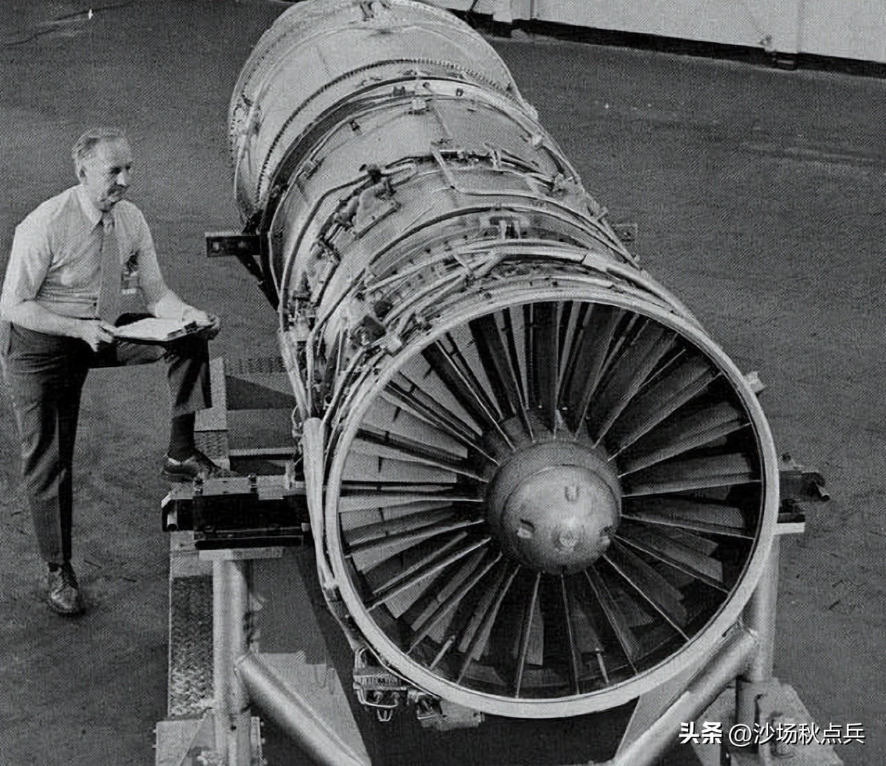 The F119 engine used on the F22 has an actual lifespan of only 4300 ...