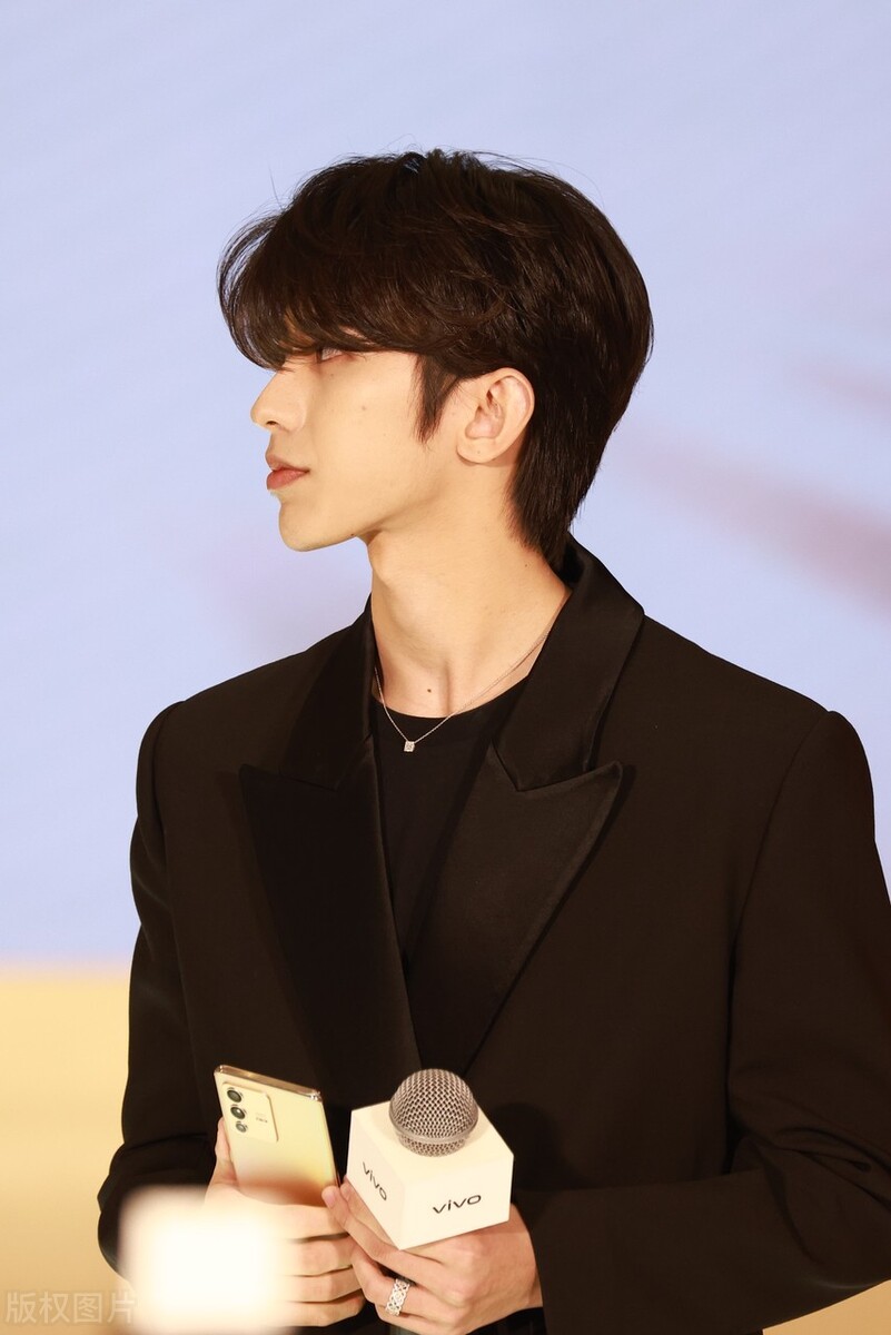 Running Man 10 episode 1, escaped Kun's life, but was stunned by Bailu ...