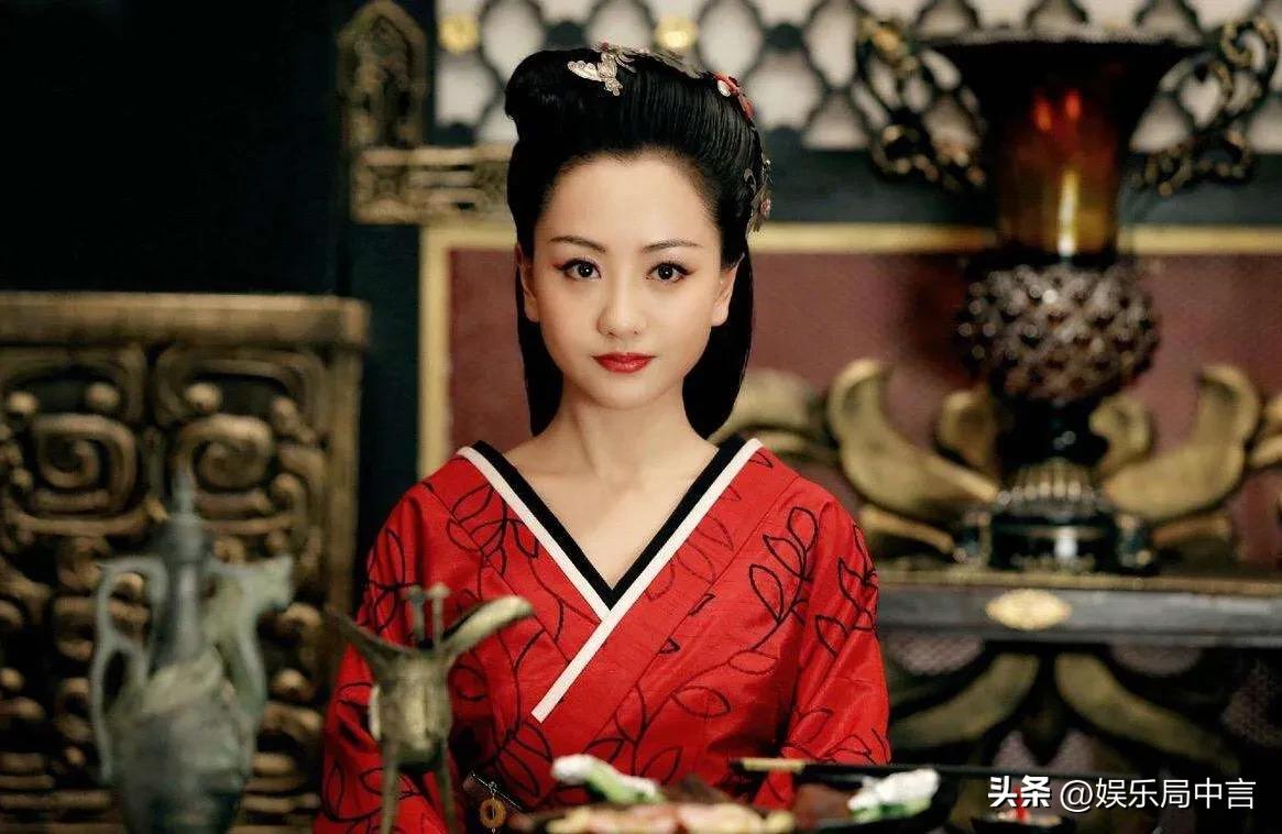 Tang Yan and Yang Rong were selected as the second-class actors in ...