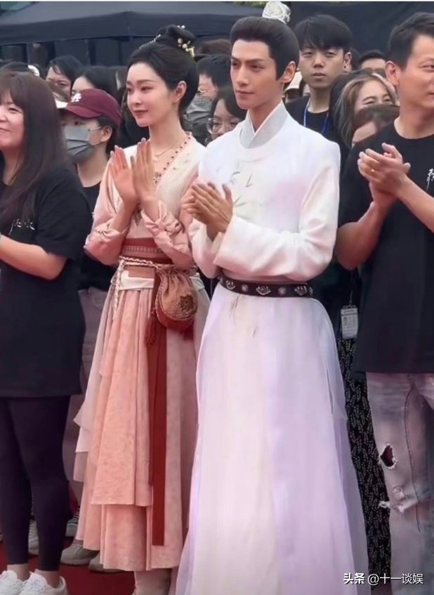 "Yan Xin Ji" started, Luo Yunxi caused controversy by wearing thick ...