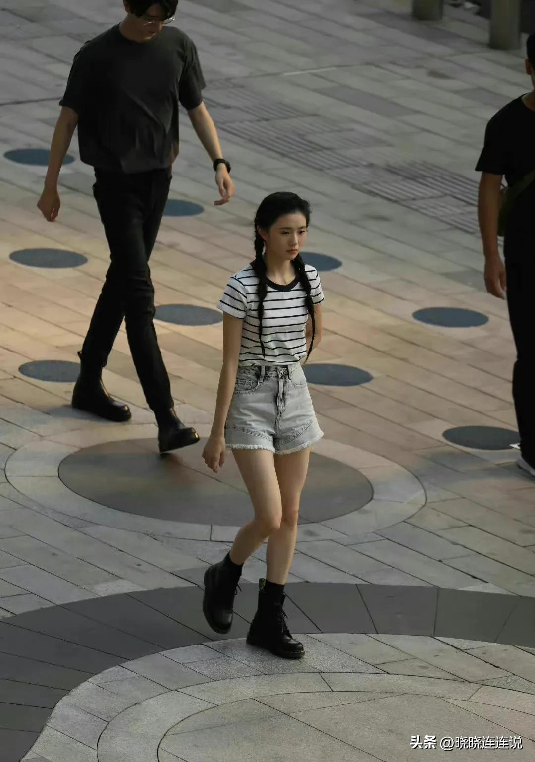 Liu Haocun holds hands and shoulders with Lin Yixin's new drama Reuters, why are netizens ...