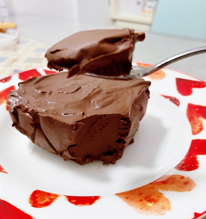 Dessert recipes - chocolate iceberg lava, light cheesecake - iNEWS