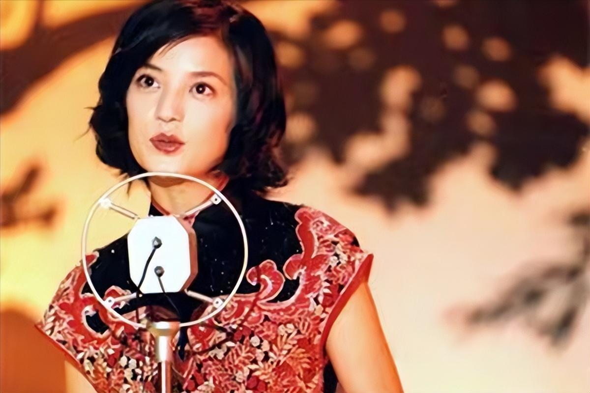 From "Chinese Superstar" to "No Such Person", the 47-year-old Zhao Wei ...