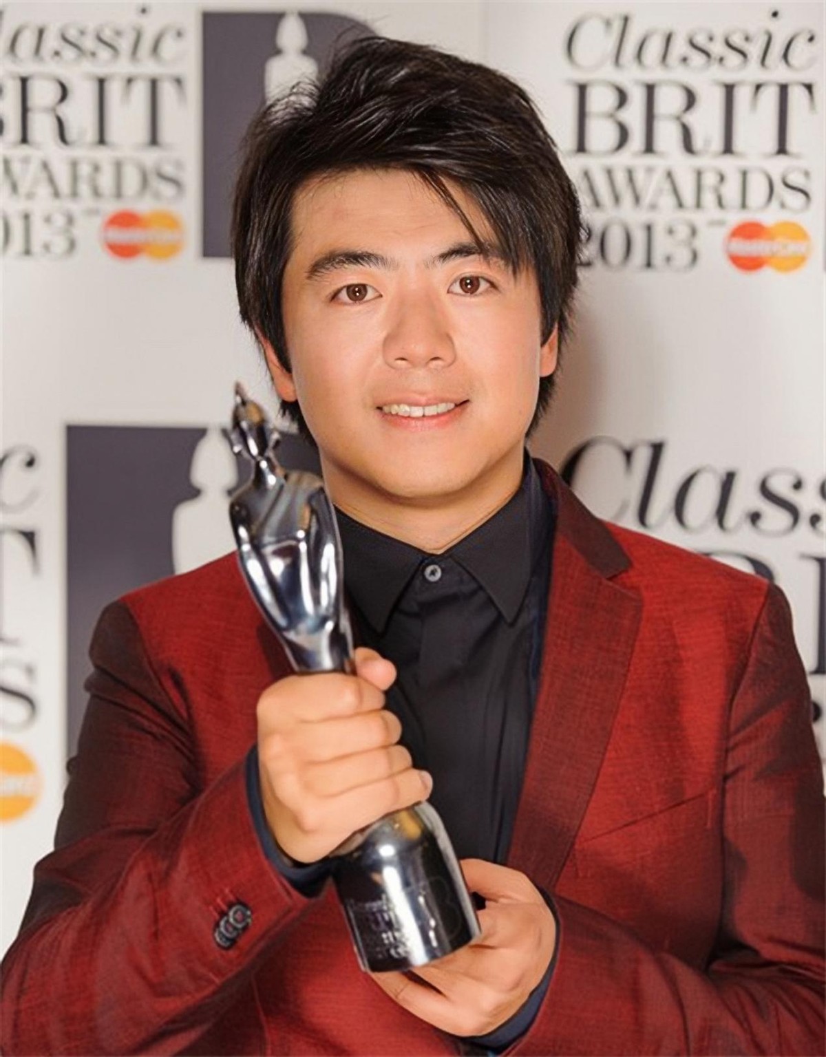 He looked down on Liu Yifei and had a secret relationship with Gong ...