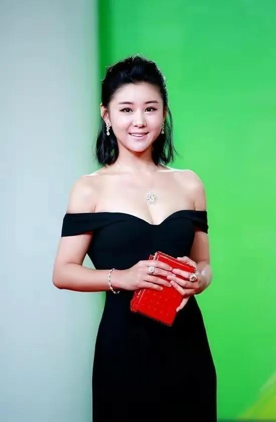 Li Xiaomeng, some beautiful photos - iNEWS