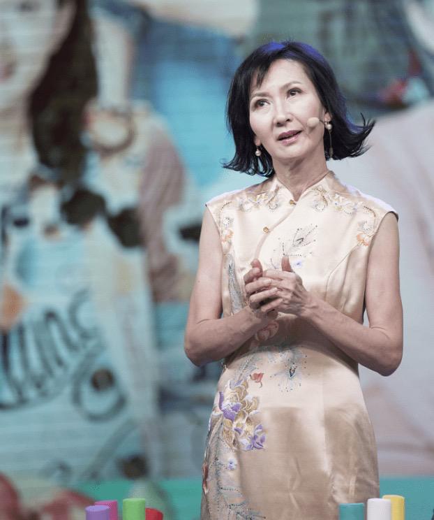 "The most beautiful Xiaoqing" was abandoned twice, fell into a trough ...