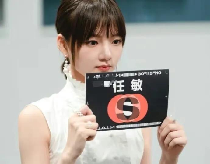 With his quirky personality and excellent acting skills, it is no ...