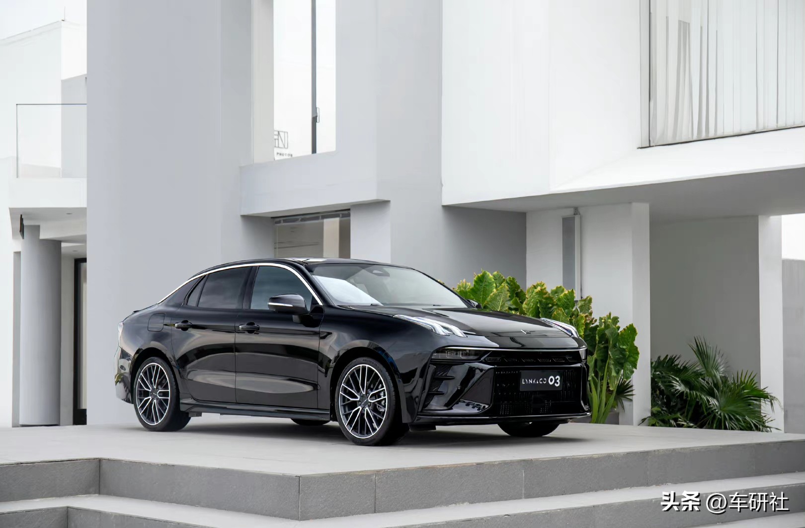 問答：都是254馬力，二手准新老03＋和新03怎麼選？ - 資訊咖