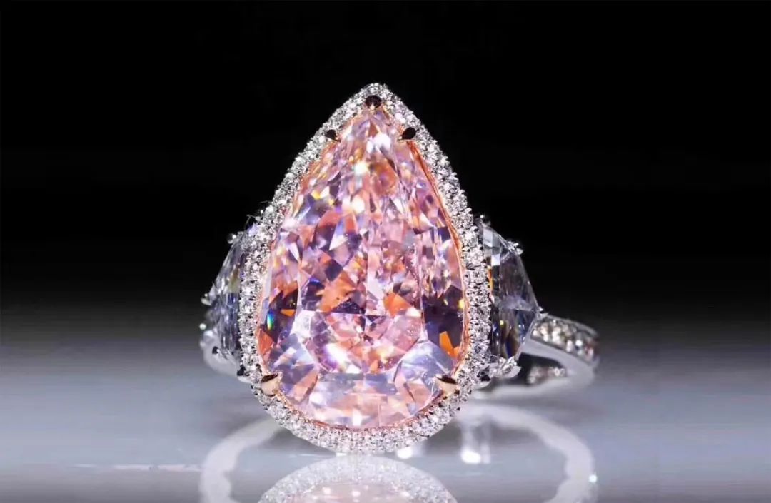 Where does the color of colored diamonds come from? - iNEWS