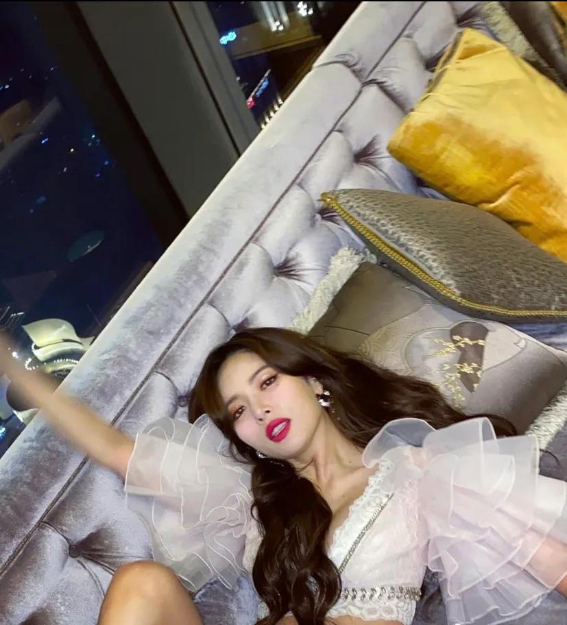 Hyuna has a good figure - iNEWS