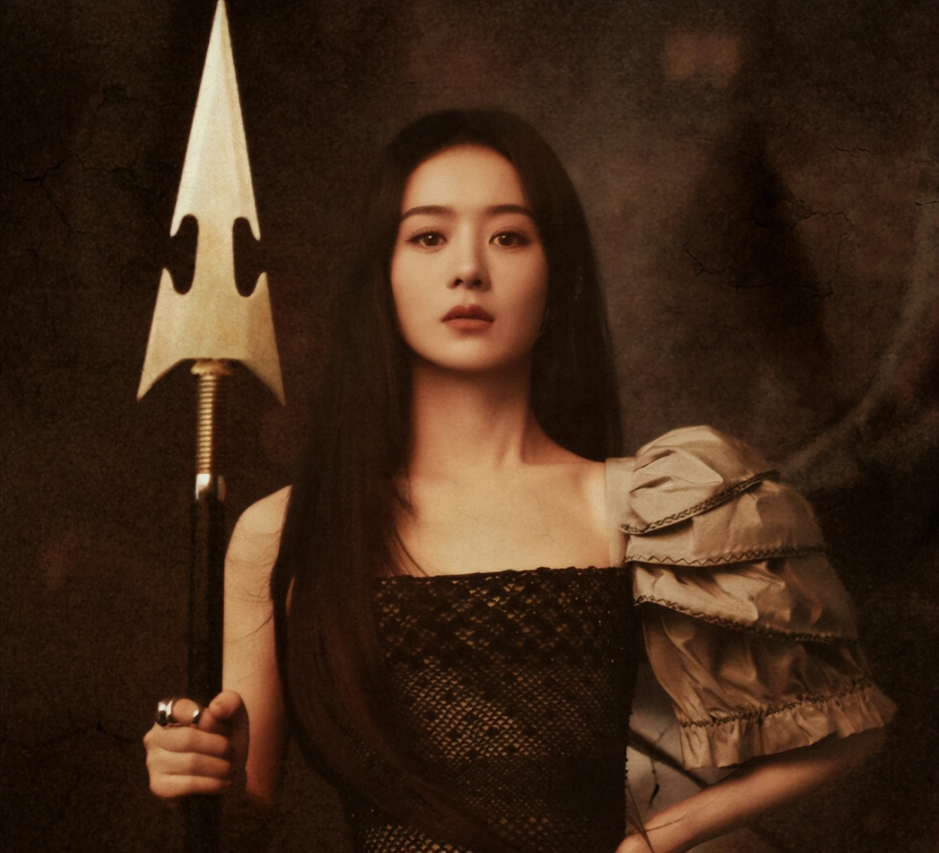 The same is the king Phoenix, put Shen Li and Feng Yin together, why is ...