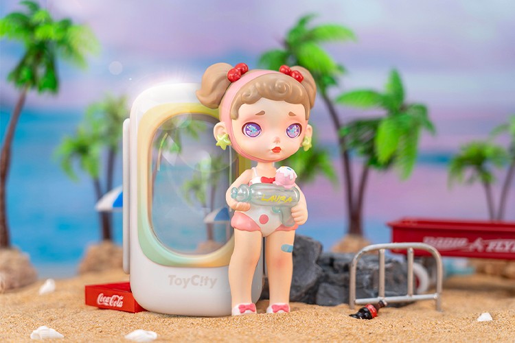 Laura swimming pool battle space capsule, the tide is cool in early ...