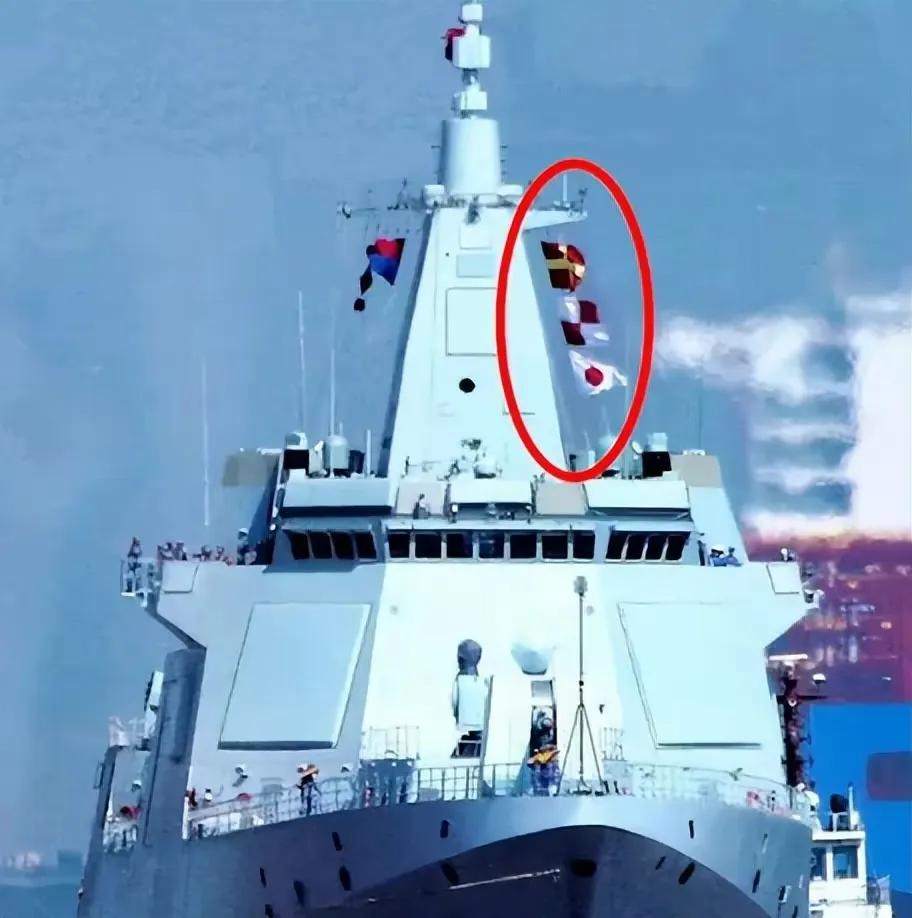Why did the Chinese aircraft carrier test ship before the Navy Day fly ...