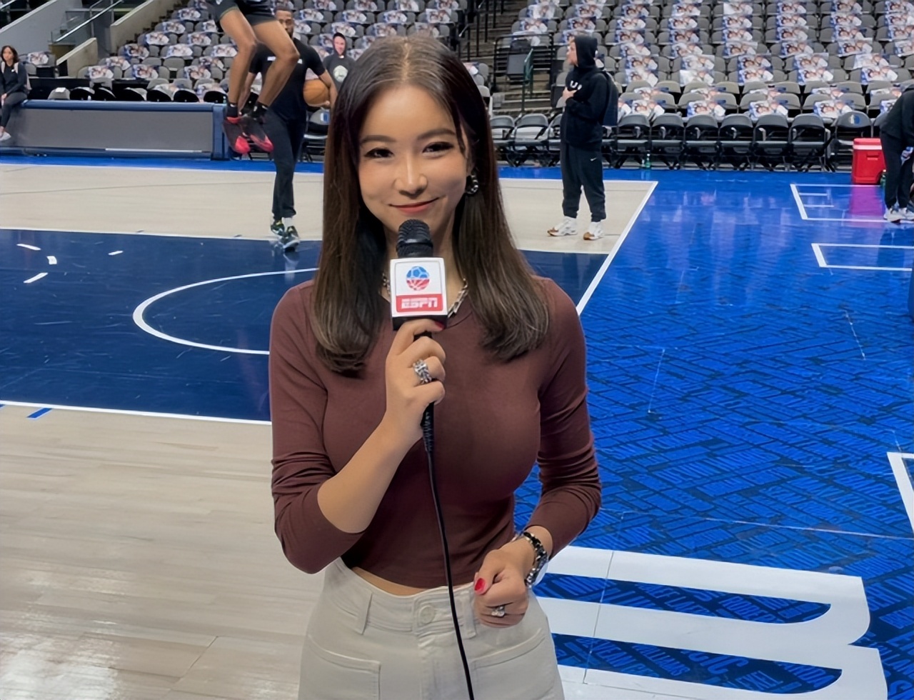 NBA anchor Zhou Ling'an beauty photo - iNEWS