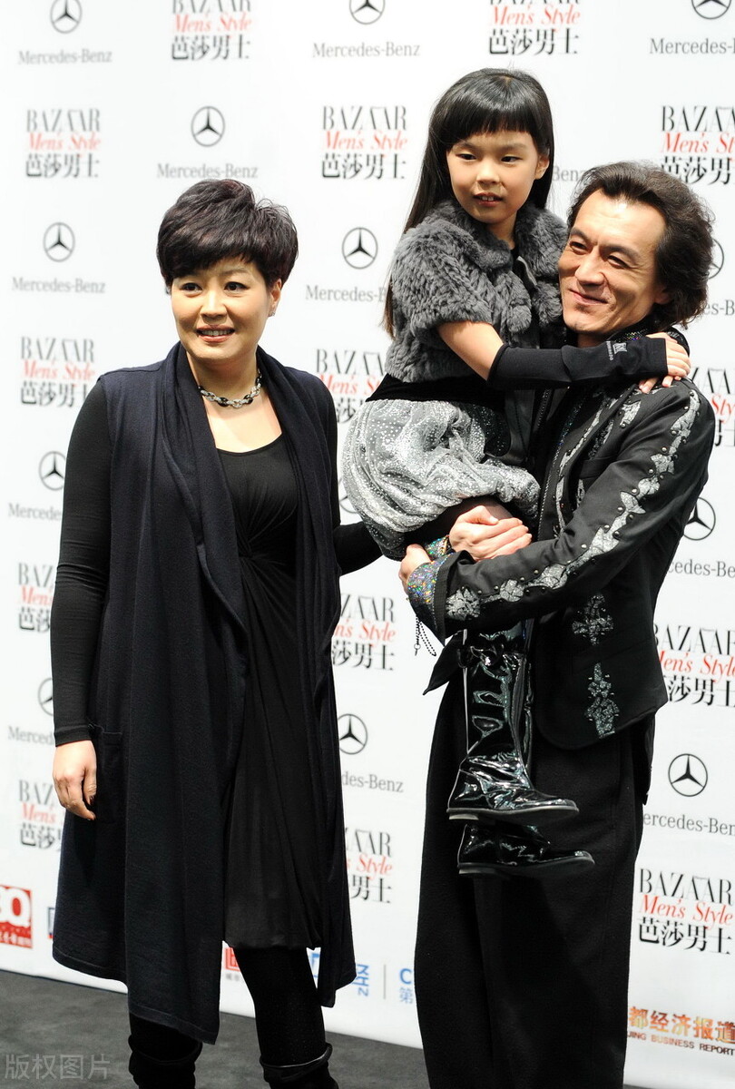 The debut of Li Yong's daughter Li Hao caused controversy. How does the ...