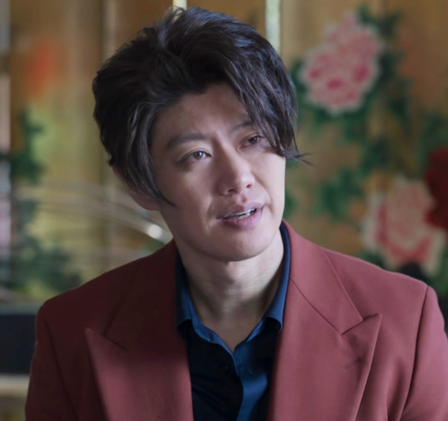 Zhao Xun: After 14 years of debut, he accidentally fell from a building ...