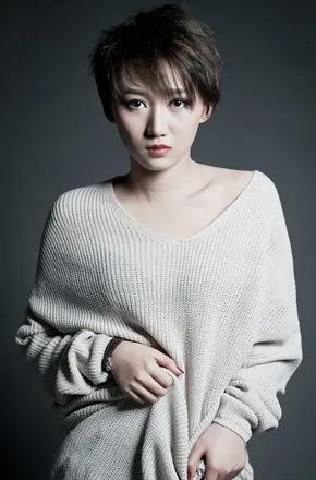 Beautiful pictures of Liu Qianwen - iNEWS