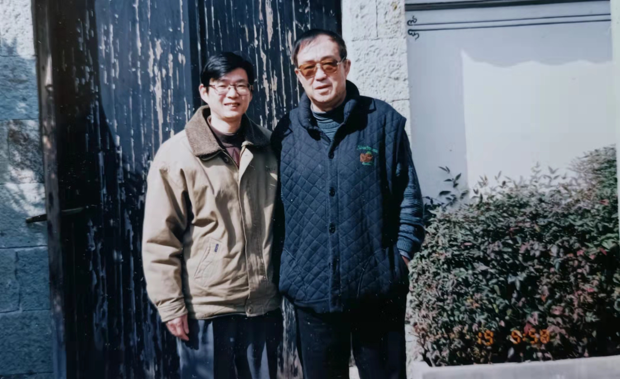 Xie Jin in the eyes of He Jiawei: every detail of his relationship with Xie Jin - iNEWS