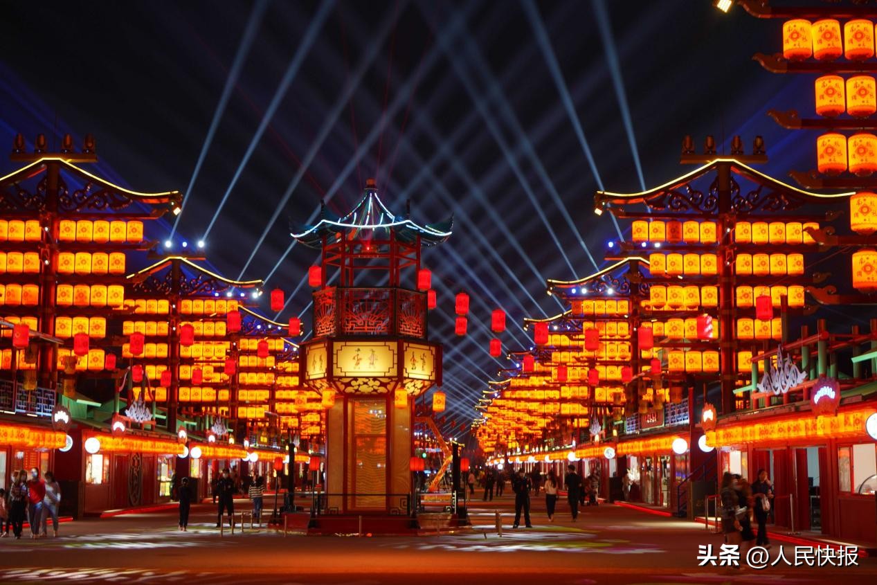The Nightless City on the Southern Silk Road: Characteristic Folk ...