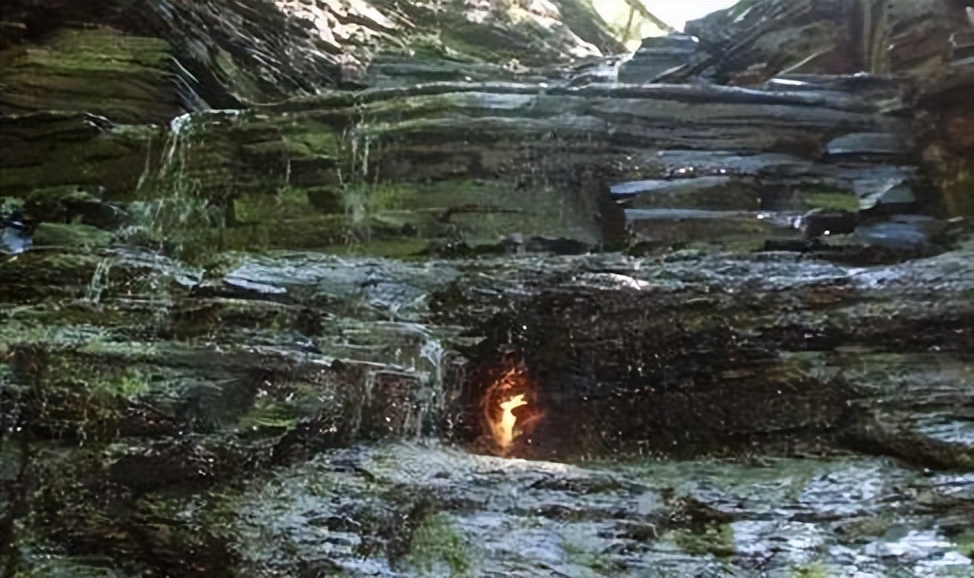 The most magical flame in the world, never extinguished under the ...