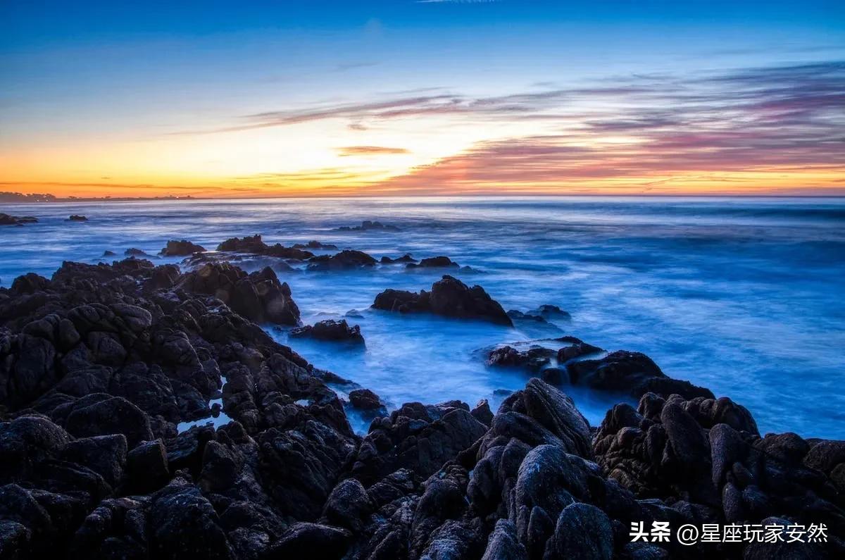 A sign that loves simply and without nostalgia values sincerity most ...