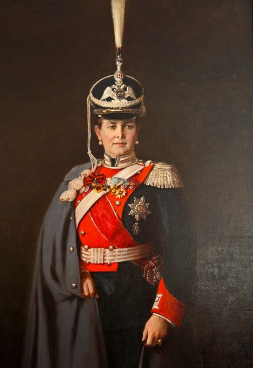 How did Catherine II consolidate power and modernize Russia? - iMedia