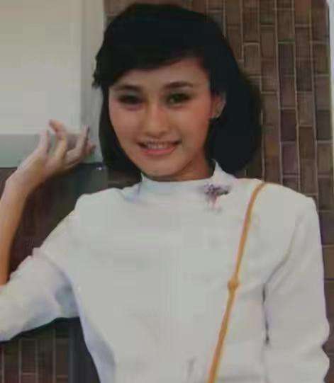 Shen Yan: Falling in love with a scumbag at the peak of his career - iMedia