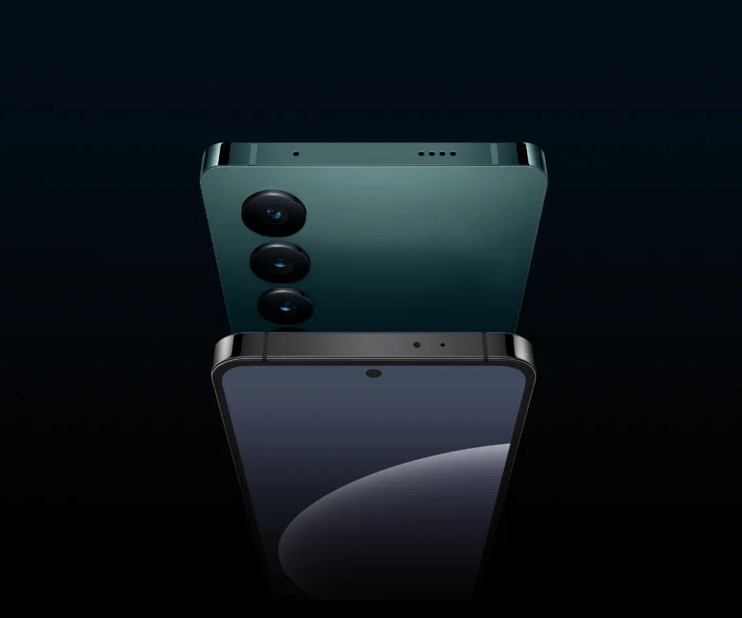 Well-known bloggers took a group photo with Hublot Green Crystal! The ...