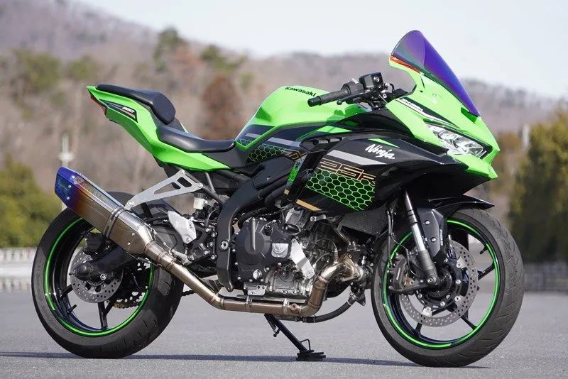 Up nearly 60 hp!Kawasaki Ninja ZX-25R ran a top speed of 252km/h - iNEWS