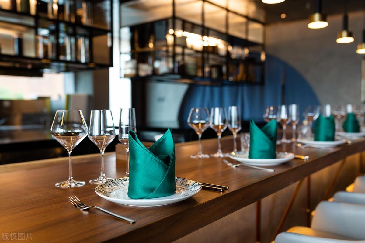 Traditional table rules VS western food etiquette, do you want to be so ...
