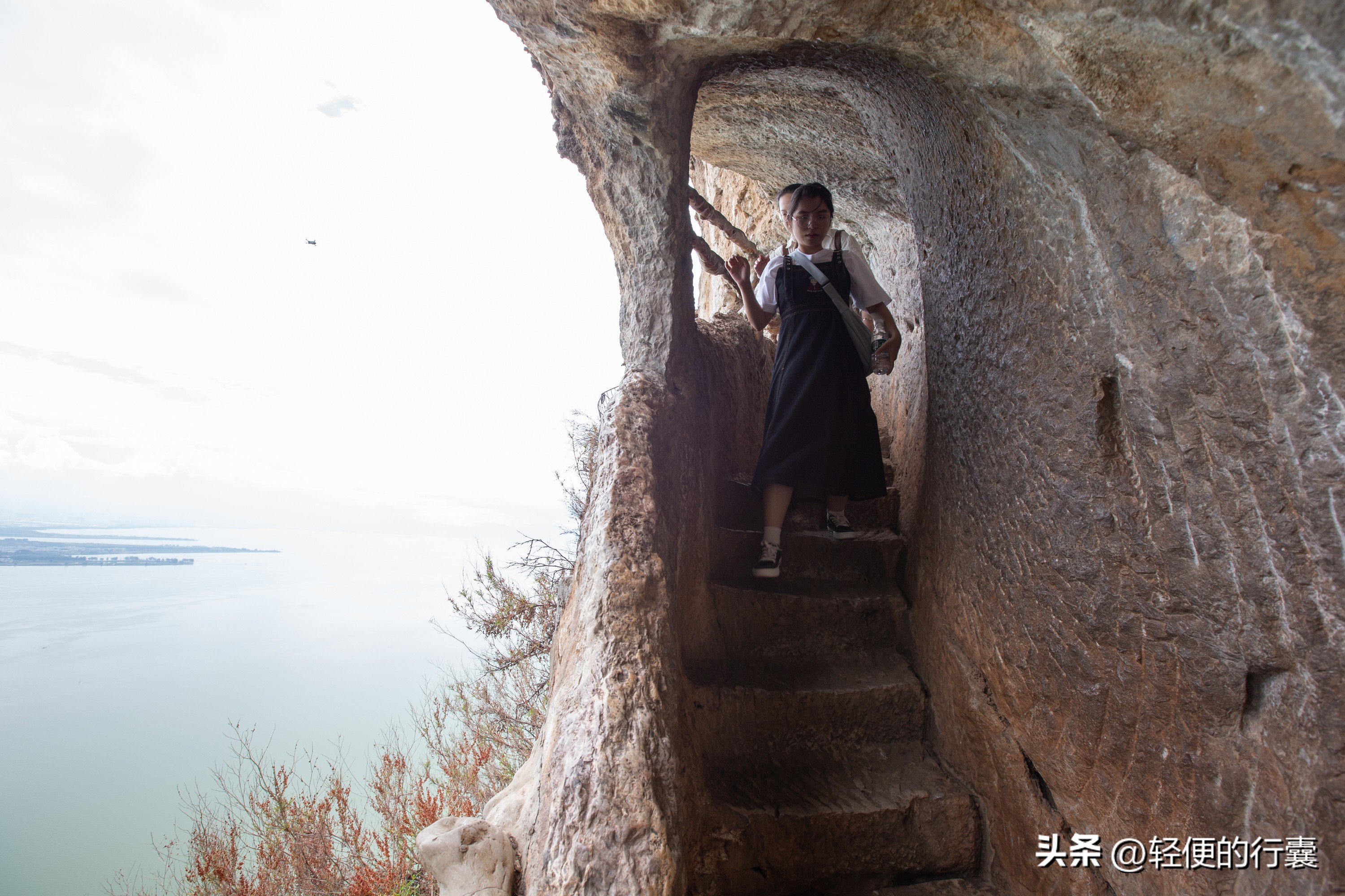 The real shot of the Longmen cliff plank road in Xishan, Kunming is ...