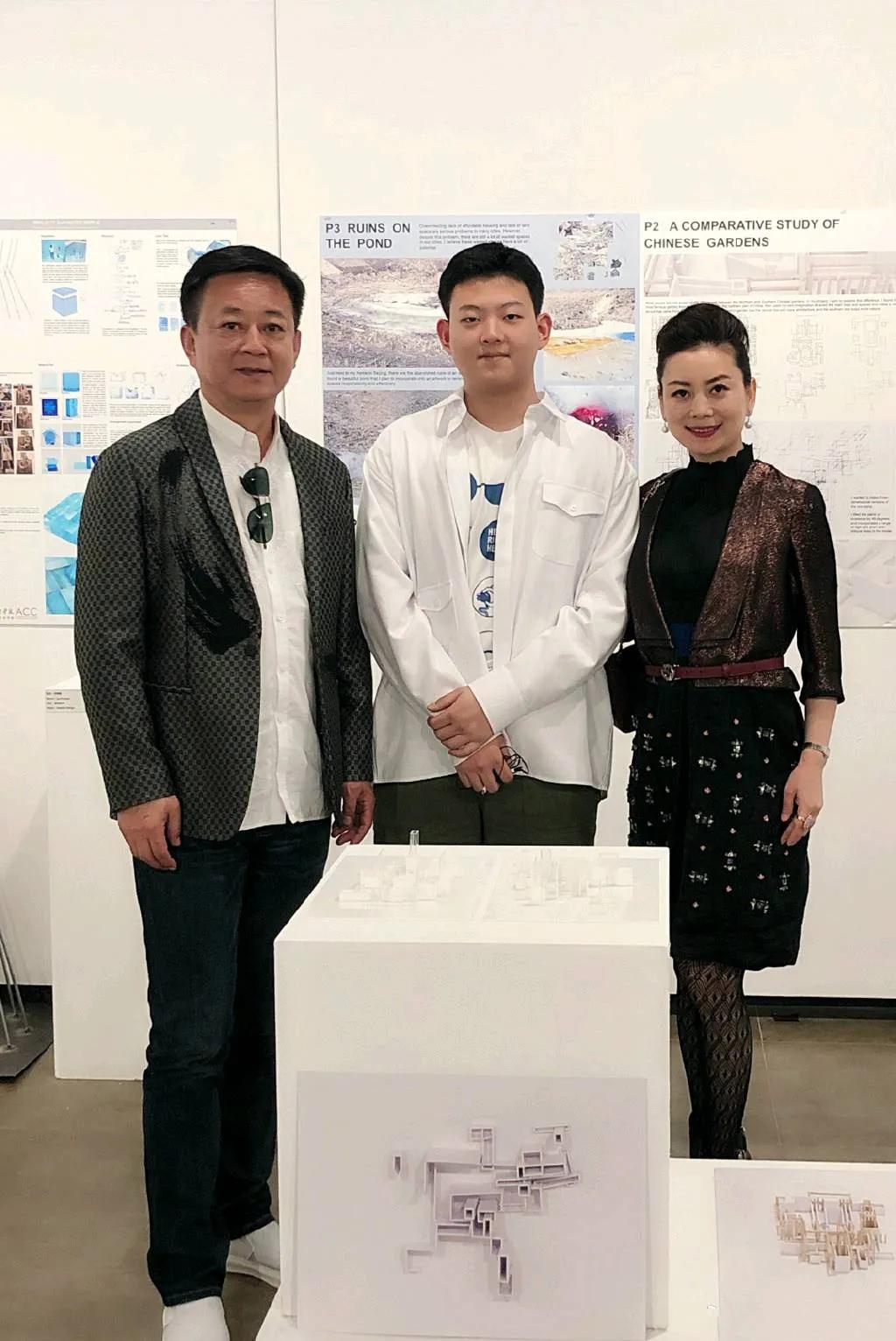 Famous talker: Zhu Jun's 50-year-old wife has a party with Fu Disheng ...