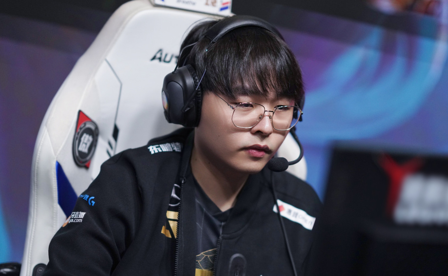 Chovy, the left hand leads!Inventory of the S12 global finals are ...