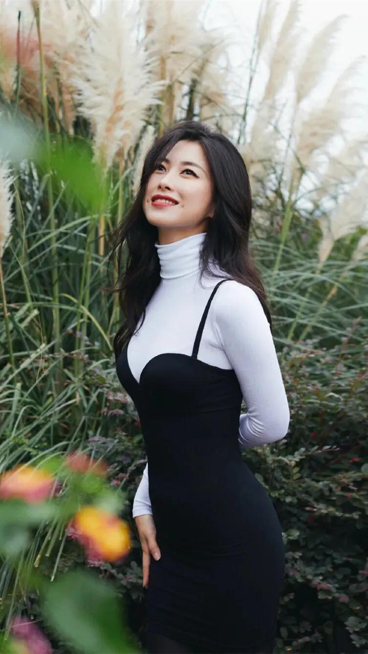 "Over half a century" Alyssa Chia and "Milfs" Zhu Zhu's top-level ...