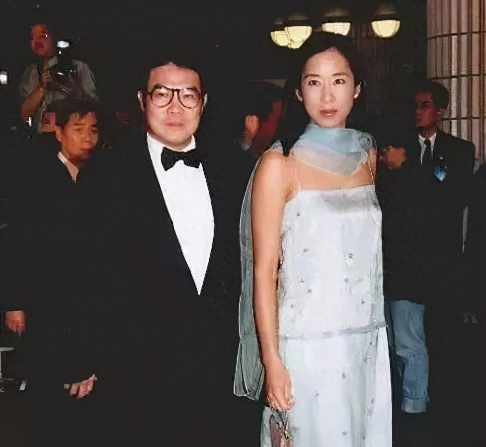 Courage is admirable: Zhu Lingling once again left a wealthy family and ...