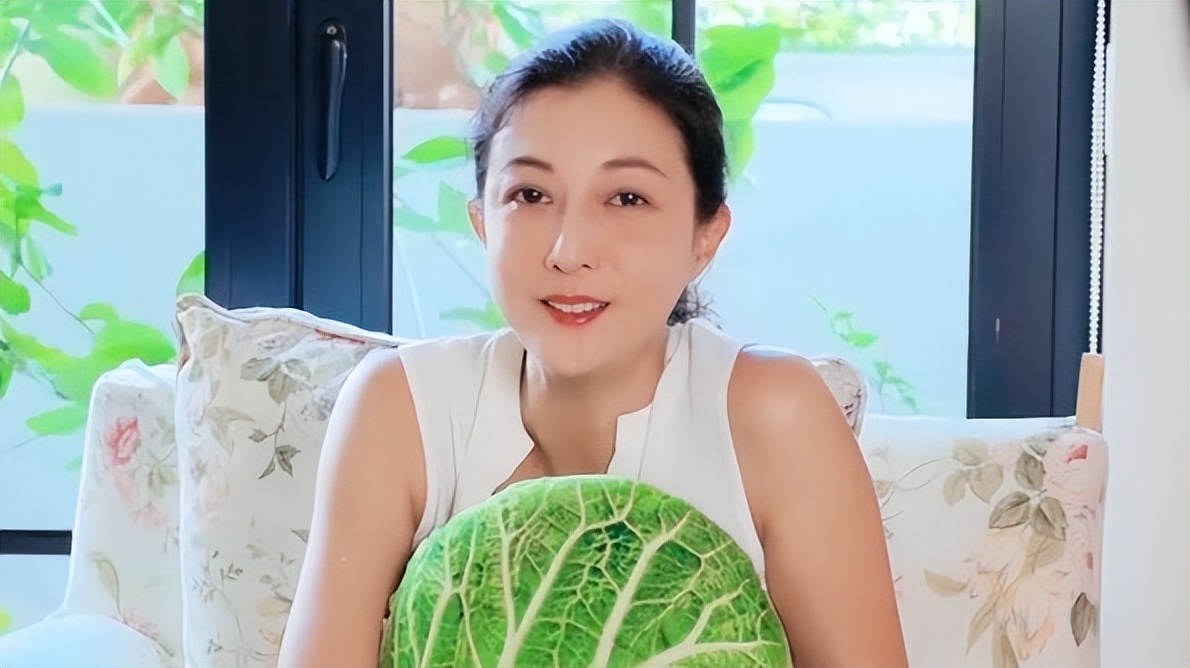 Wu Zhuolin and Andi live a very happy life, which is in stark contrast ...