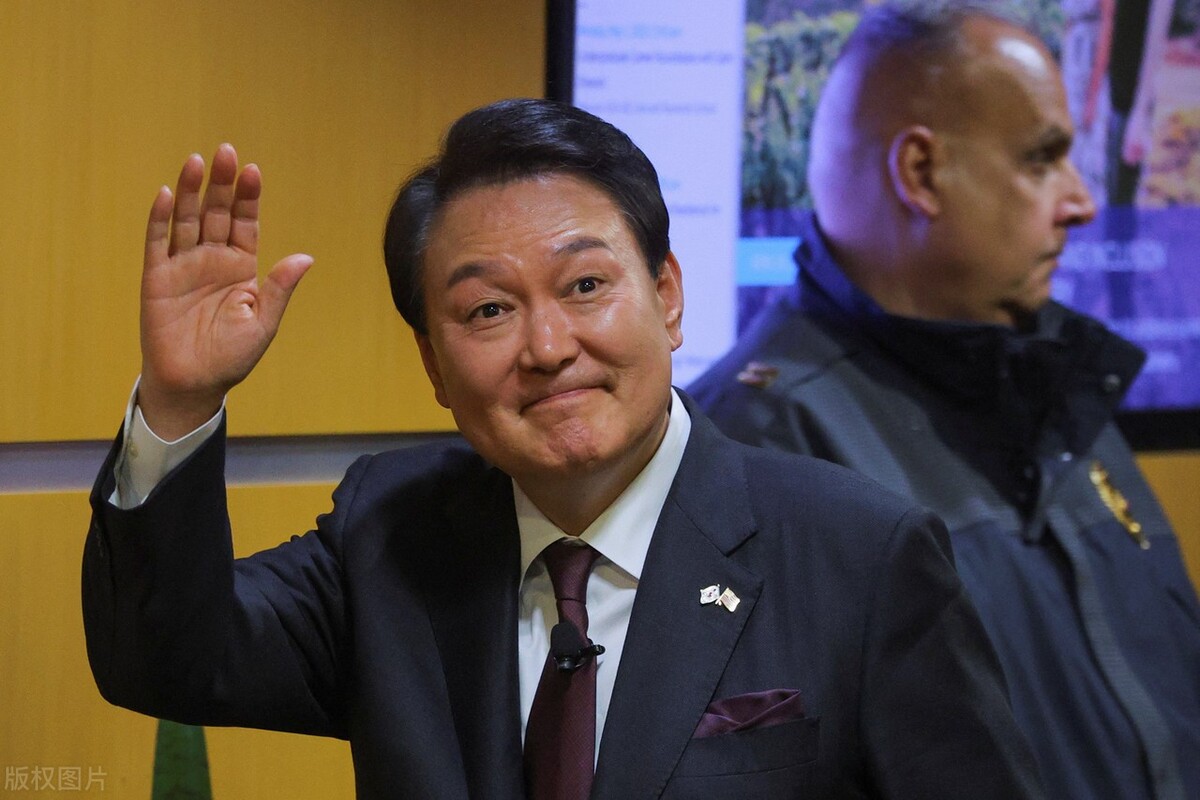 Yoon Suk-yue Finally Finds a Way to Keep the Presidency - iNEWS
