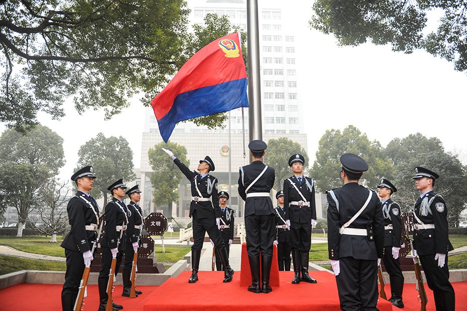 Yu Jianhua: The last chief officer of the Armed Police Fire Brigade, he ...