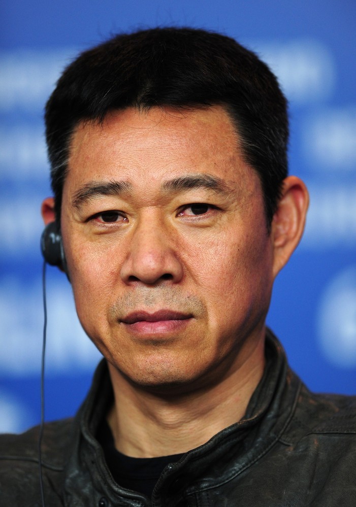 This time, no amount of fame and fortune can save Zhang Fengyi who ...